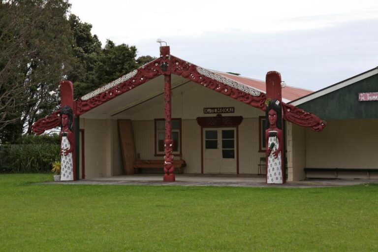 Ngāti Hikairo Marae – Ngāti Hikairo ki Kāwhia